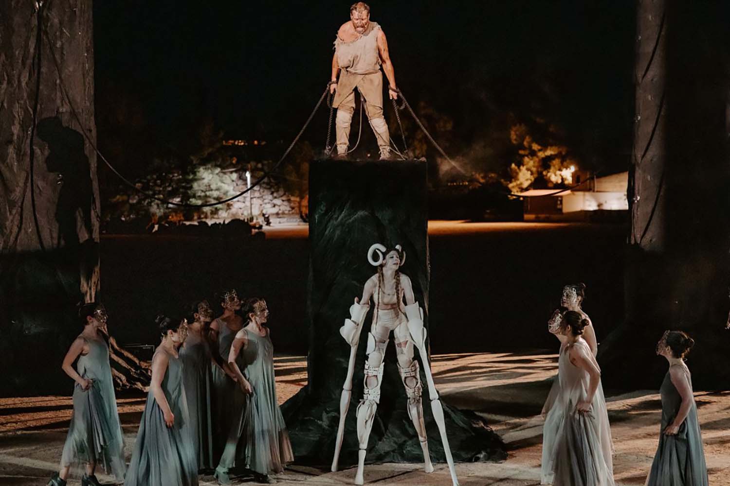 Φεστιβάλ Κολωνού: Προμηθέας Δεσμώτης - Culture is Athens - Πολιτισμός ...